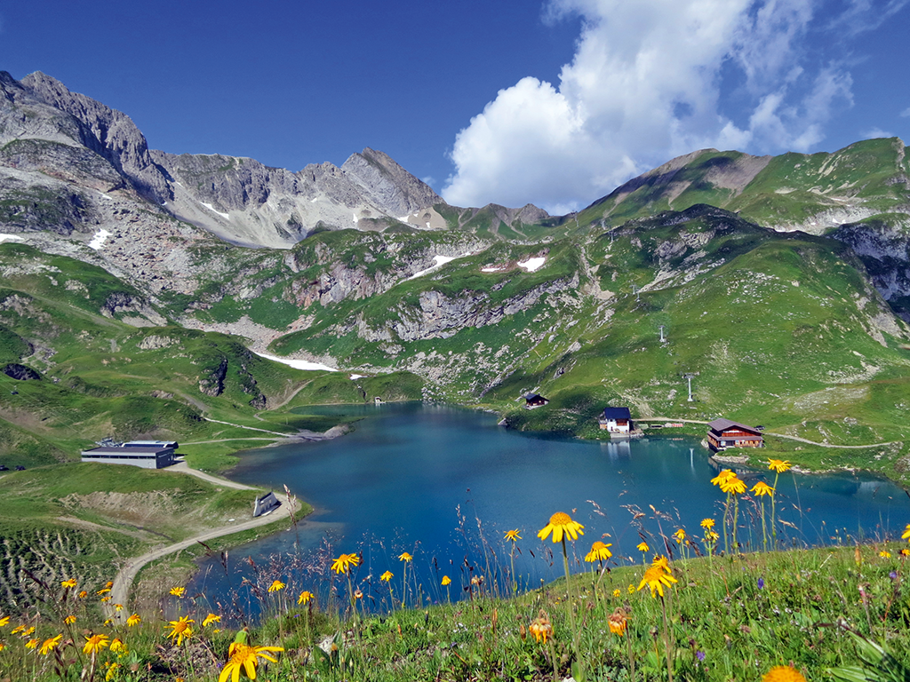 Wandermagazin - Entdeckergeist: Wege zu zauberhaften Bergseen